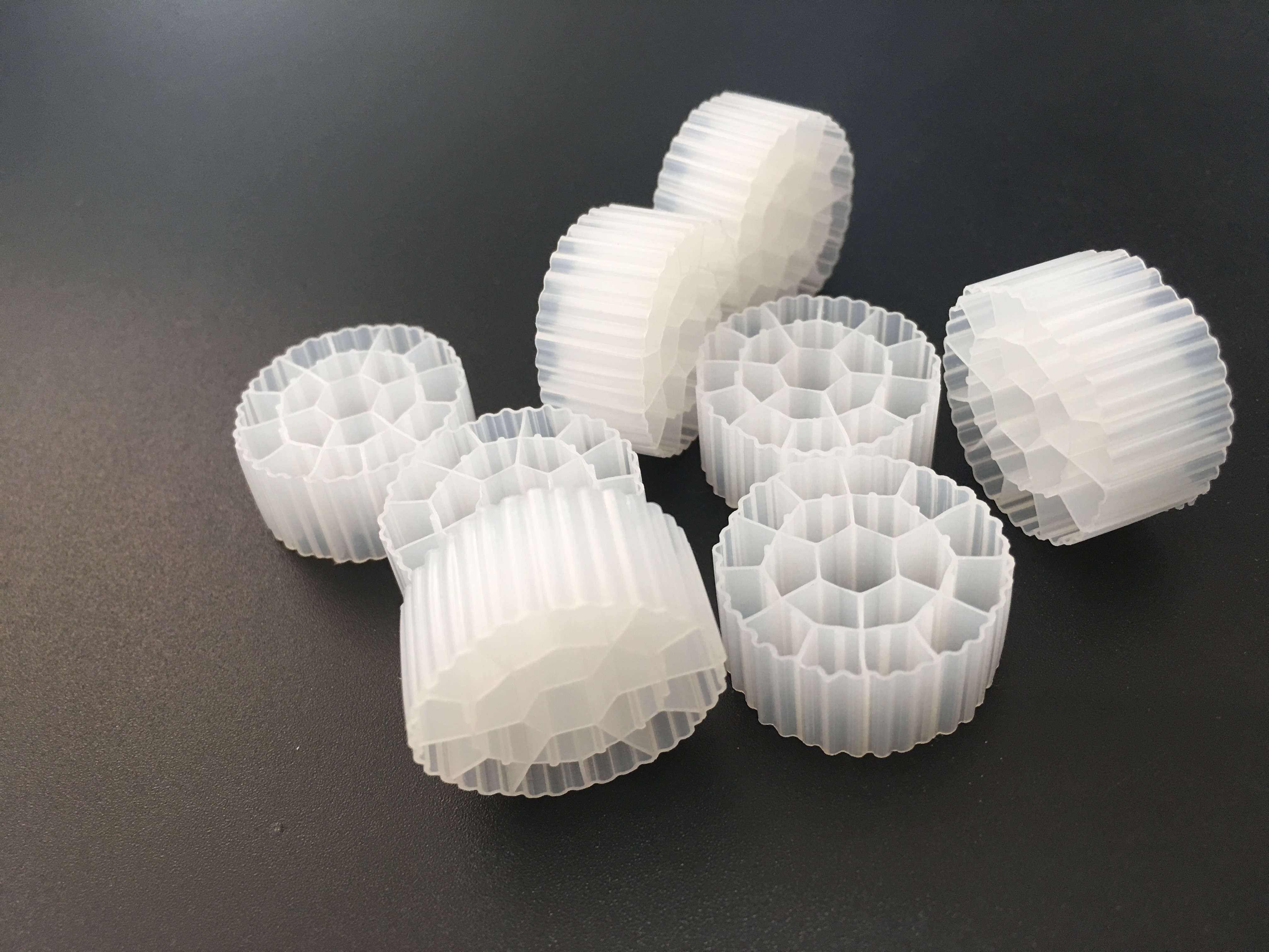 White Color Hdpe Filter Media , Plastic Filter Media Long Service Llfe