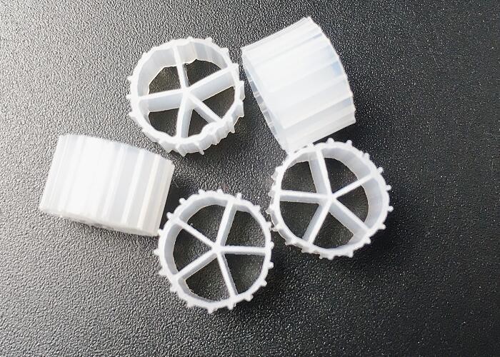 Shrimp Aquaculture RAS Floating Carrier MBBR Media 10*7mm HDPE BOD COD ...